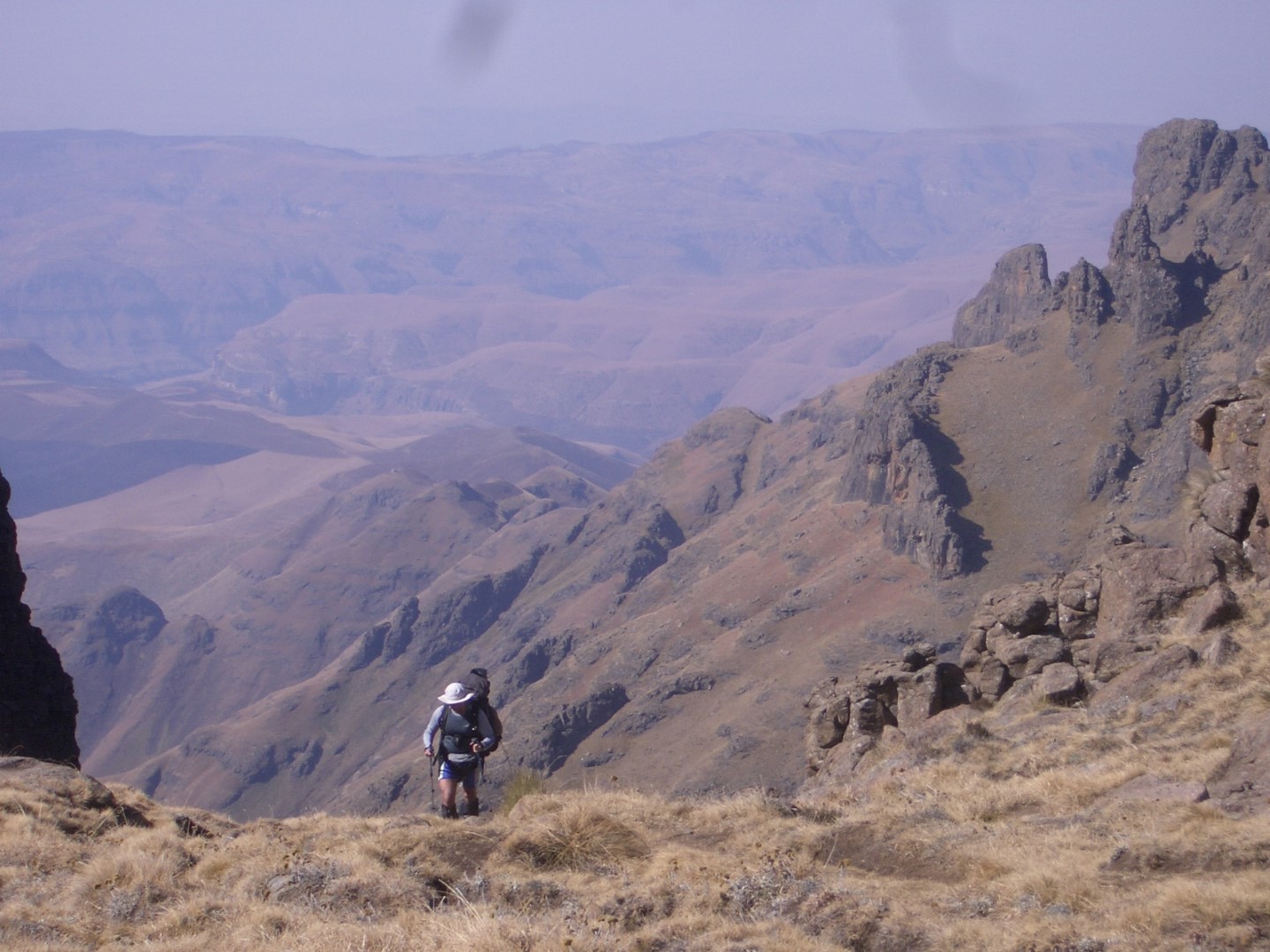 Organ Pipes Pass (Thuthumi Ridge Route) - Drakensberg Hikes - explore ...